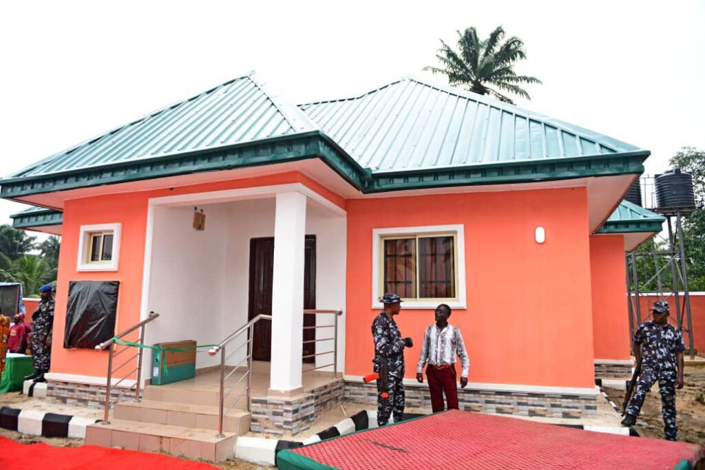 CHARITY AS GOV ENO HANDS OVER COMPASSIONATE HOME TO NSIT UBIUM WIDOW ...