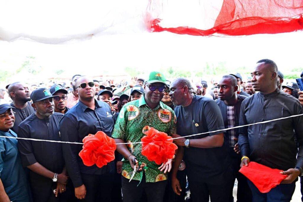 NSIT UBIUM COUNCIL CHAIRMAN IMMORTALIZES LATE FIRST LADY: NAMES ICT ...